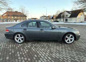 Blue BMW 735 2002 in Siauliai, with an engine capacity of 3.60 L and mileage of 450 thousand km for 2199 €, photo 6 on AUTOMOTO.COM.LV