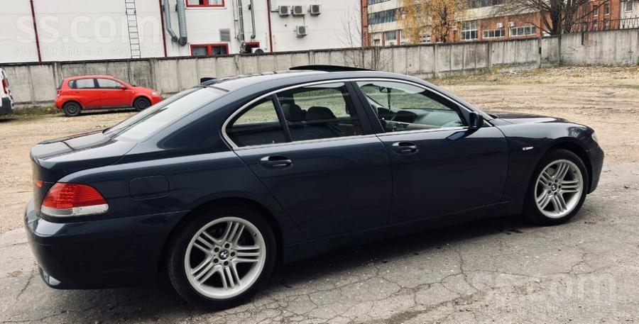 Blue BMW 735 2002 in Riga, with an engine capacity of 3.60 L and mileage of 195 thousand km for 3500 €, photo 5 on AUTOMOTO.COM.LV
