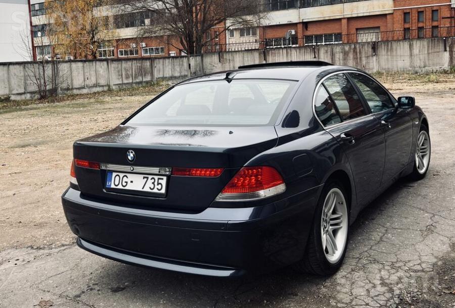 Blue BMW 735 2002 in Riga, with an engine capacity of 3.60 L and mileage of 195 thousand km for 3500 €, photo 6 on AUTOMOTO.COM.LV