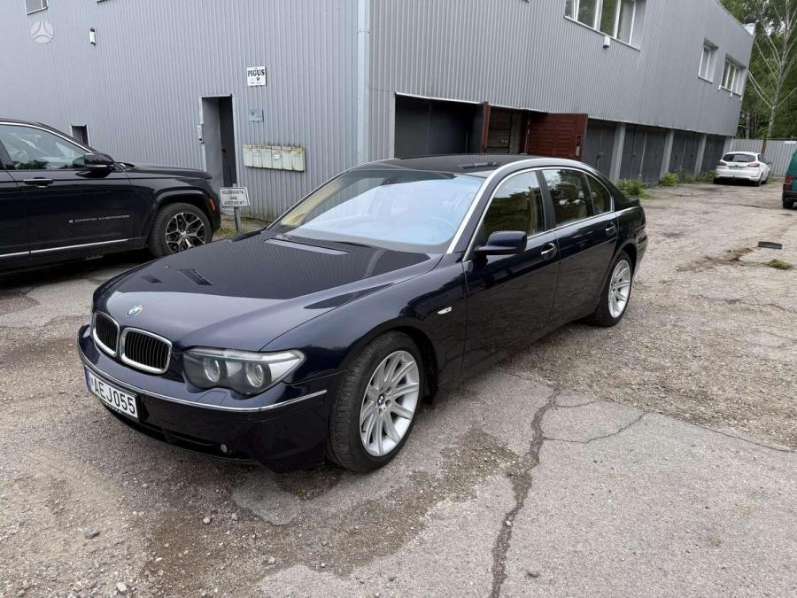 Zils BMW 735 2004 Viļņa, ar dzinēja tilpumu 3.60 L un nobraukumu 186 tūkst. km par 5000 €, foto 1 vietnē AUTOMOTO.COM.LV