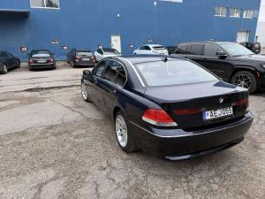 Zils BMW 735 2004 Viļņa, ar dzinēja tilpumu 3.60 L un nobraukumu 186 tūkst. km par 5000 €, foto 8 vietnē AUTOMOTO.COM.LV