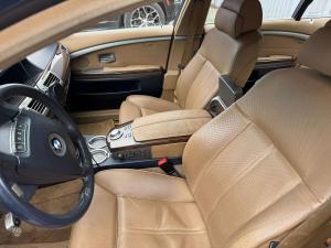 Zils BMW 735 2004 Viļņa, ar dzinēja tilpumu 3.60 L un nobraukumu 186 tūkst. km par 5000 €, foto 16 vietnē AUTOMOTO.COM.LV