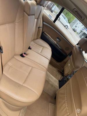 Zils BMW 735 2004 Viļņa, ar dzinēja tilpumu 3.60 L un nobraukumu 186 tūkst. km par 5000 €, foto 17 vietnē AUTOMOTO.COM.LV