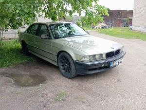 Brūns BMW 735 1997 Madona, ar dzinēja tilpumu 3.50 L un nobraukumu 460 tūkst. km par 3300 €, foto  vietnē AUTOMOTO.COM.LV