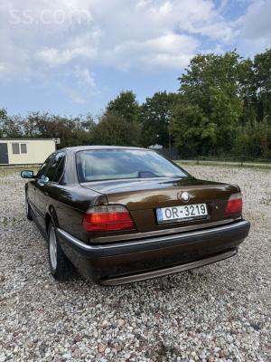 Brūns BMW 735 1998 Tukums, ar dzinēja tilpumu 3.50 L un nobraukumu 270 tūkst. km par 4990 €, foto 5 vietnē AUTOMOTO.COM.LV