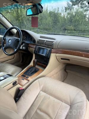 Brūns BMW 735 1998 Tukums, ar dzinēja tilpumu 3.50 L un nobraukumu 270 tūkst. km par 4990 €, foto 13 vietnē AUTOMOTO.COM.LV