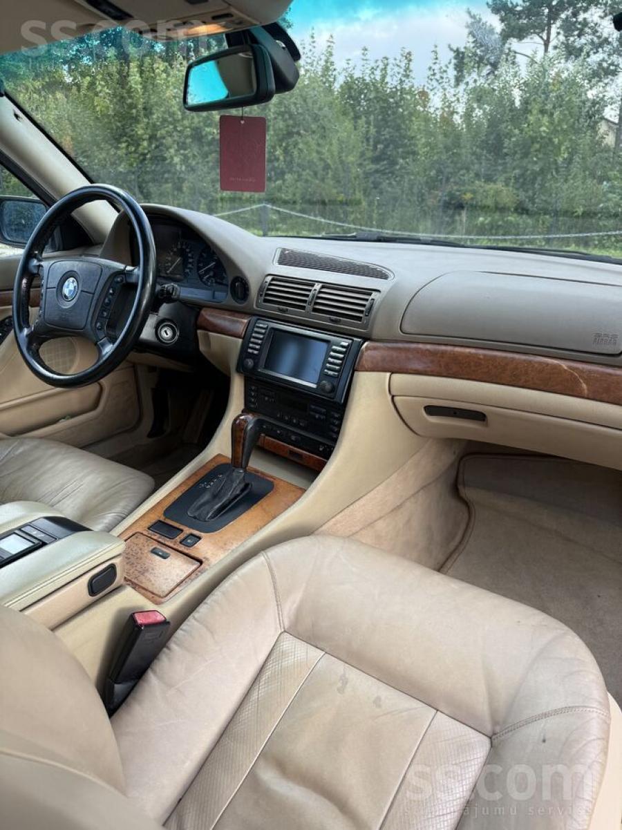 Brūns BMW 735 1998 Tukums, ar dzinēja tilpumu 3.50 L un nobraukumu 270 tūkst. km par 4990 €, foto 13 vietnē AUTOMOTO.COM.LV