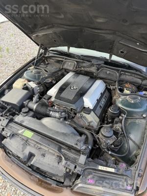 Brūns BMW 735 1998 Tukums, ar dzinēja tilpumu 3.50 L un nobraukumu 270 tūkst. km par 4990 €, foto 27 vietnē AUTOMOTO.COM.LV