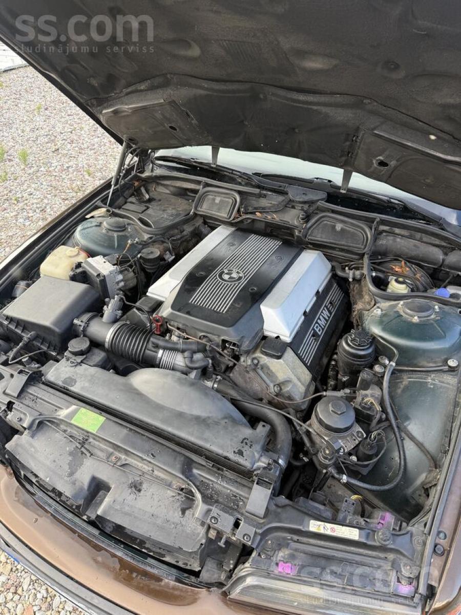 Brūns BMW 735 1998 Tukums, ar dzinēja tilpumu 3.50 L un nobraukumu 270 tūkst. km par 4990 €, foto 27 vietnē AUTOMOTO.COM.LV
