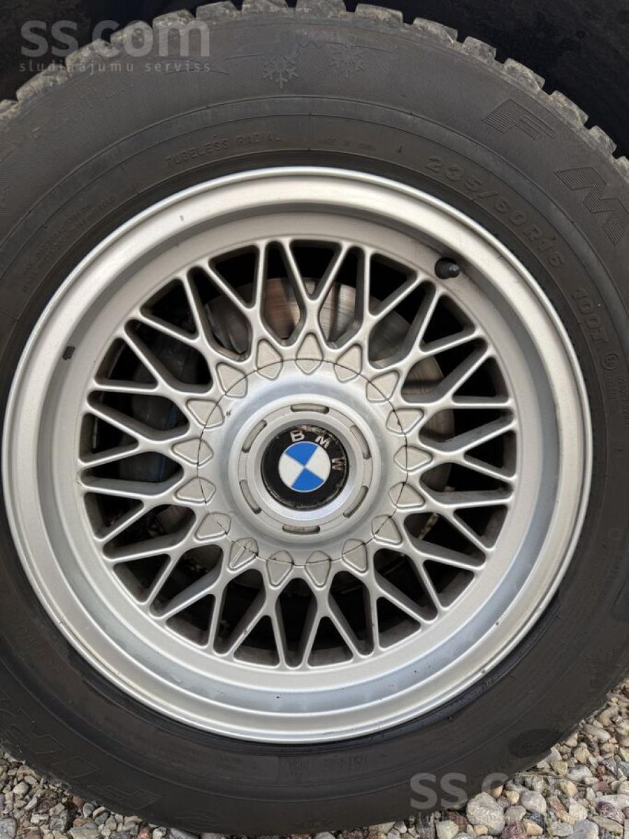 Brūns BMW 735 1998 Tukums, ar dzinēja tilpumu 3.50 L un nobraukumu 270 tūkst. km par 4990 €, foto 28 vietnē AUTOMOTO.COM.LV