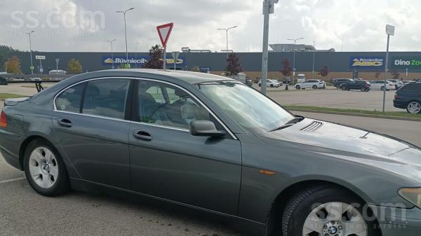 Green BMW 735 2002 in Riga, with an engine capacity of 3.50 L and mileage of 282 thousand km for 5500 €, photo 3 on AUTOMOTO.COM.LV