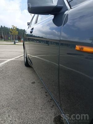 Green BMW 735 2002 in Riga, with an engine capacity of 3.50 L and mileage of 282 thousand km for 5500 €, photo 12 on AUTOMOTO.COM.LV
