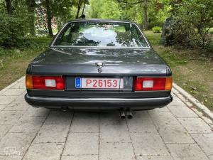 Pelēks BMW 735 1984 Viļņa, ar dzinēja tilpumu 3.40 L un nobraukumu 325 tūkst. km par 7500 €, foto 5 vietnē AUTOMOTO.COM.LV