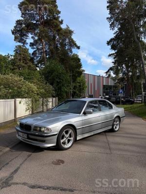 Pelēks BMW 735 1997 Rīga, ar dzinēja tilpumu 3.50 L un nobraukumu 315 tūkst. km par 4900 €, foto 3 vietnē AUTOMOTO.COM.LV