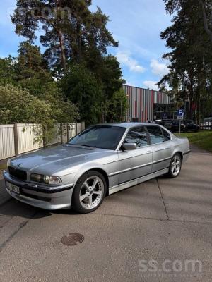 Pelēks BMW 735 1997 Rīga, ar dzinēja tilpumu 3.50 L un nobraukumu 315 tūkst. km par 4900 €, foto 4 vietnē AUTOMOTO.COM.LV