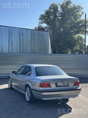 Grey BMW 735 1997 in Riga, with an engine capacity of 3.50 L and mileage of 319 thousand km for 3760 €, photo 5 on AUTOMOTO.COM.LV