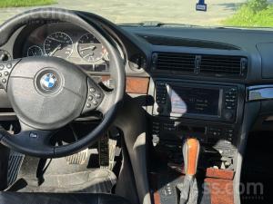 Grey BMW 735 1997 in Riga, with an engine capacity of 3.50 L and mileage of 319 thousand km for 3760 €, photo 7 on AUTOMOTO.COM.LV
