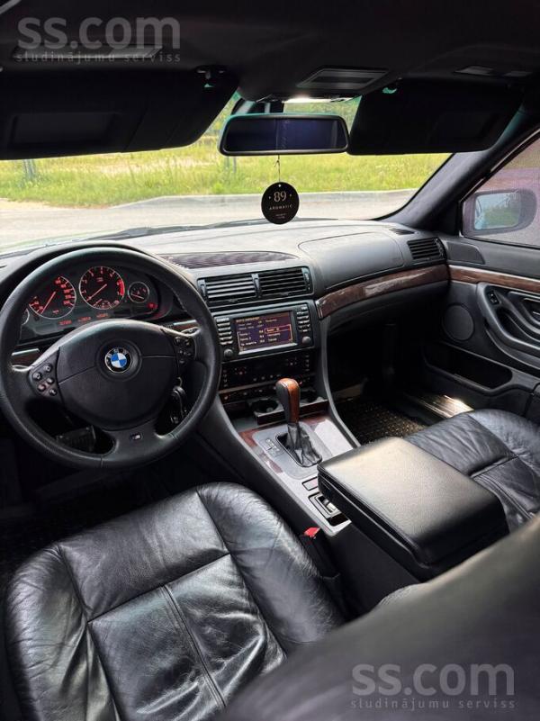 Grey BMW 735 1997 in Riga, with an engine capacity of 3.50 L and mileage of 317 thousand km for 3750 €, photo 8 on AUTOMOTO.COM.LV