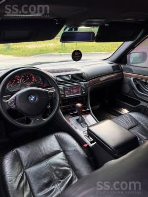 Grey BMW 735 1997 in Riga, with an engine capacity of 3.50 L and mileage of 317 thousand km for 3750 €, photo 9 on AUTOMOTO.COM.LV