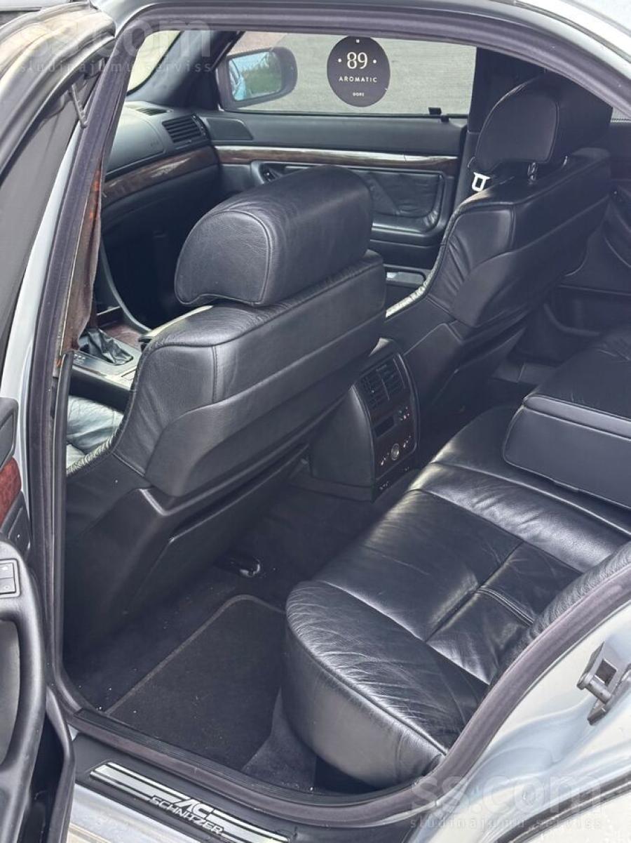 Grey BMW 735 1997 in Riga, with an engine capacity of 3.50 L and mileage of 317 thousand km for 3750 €, photo 10 on AUTOMOTO.COM.LV