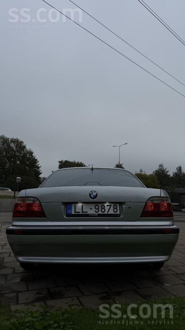 Pelēks BMW 735 1997 Rīga, ar dzinēja tilpumu 3.50 L un nobraukumu 317 tūkst. km par 5850 €, foto 8 vietnē AUTOMOTO.COM.LV