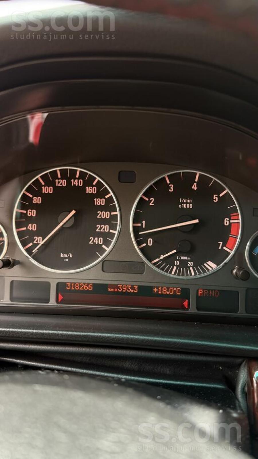 Pelēks BMW 735 1997 Rīga, ar dzinēja tilpumu 3.50 L un nobraukumu 317 tūkst. km par 5850 €, foto 15 vietnē AUTOMOTO.COM.LV