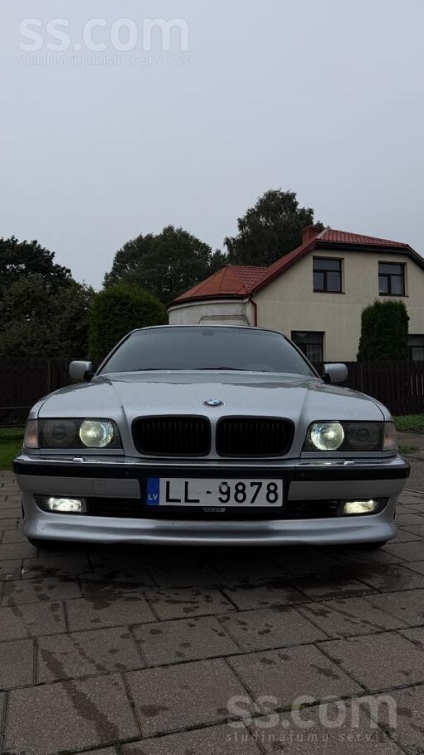 BMW 735 1997 in Riga on AUTOMOTO.COM.LV Grey BMW 735 1997 in Riga, with an engine capacity of 3.50 L and mileage of 317 thousand km for 5850 €, photo 9 on AUTOMOTO.COM.LV