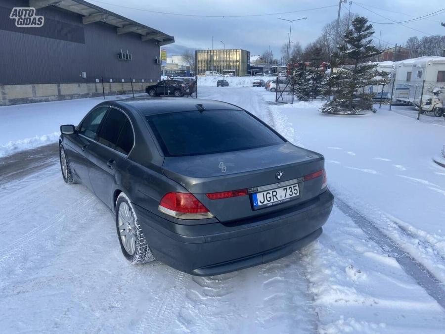 Grey BMW 735 2002 in Klaipeda, with an engine capacity of 3.50 L and mileage of 358 thousand km for 1550 €, photo 4 on AUTOMOTO.COM.LV