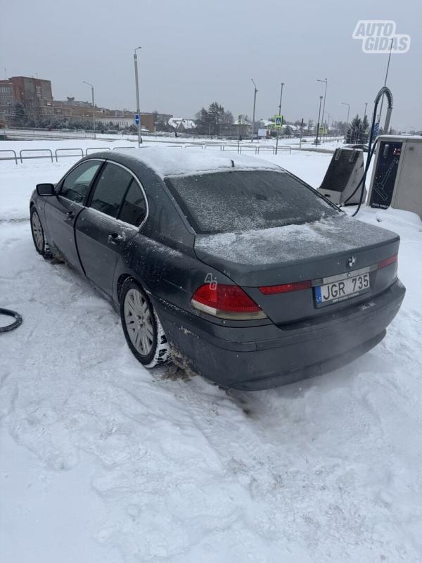 Pelēks BMW 735 2002 Kauņa, ar dzinēja tilpumu 3.60 L un nobraukumu 359 tūkst. km par 1750 €, foto 3 vietnē AUTOMOTO.COM.LV
