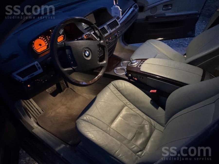 Grey BMW 735 2002 in Riga, with an engine capacity of 3.50 L and mileage of 290 thousand km for 1600 €, photo 5 on AUTOMOTO.COM.LV
