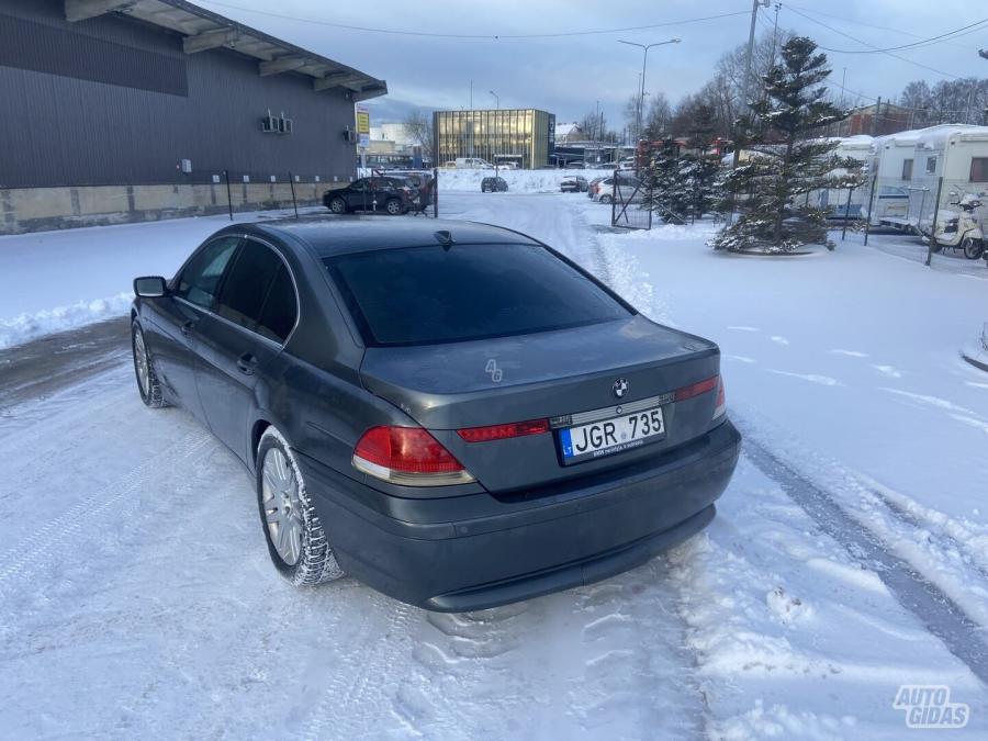 Pelēks BMW 735 2003 Klaipėda, ar dzinēja tilpumu 3.60 L un nobraukumu 320 tūkst. km par 1450 €, foto 2 vietnē AUTOMOTO.COM.LV