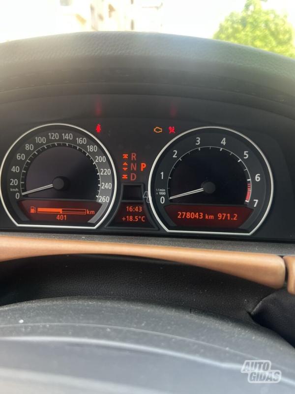 BMW 735 2001 in Klaipeda, with an engine capacity of 3.50 L and mileage of 270 thousand km for 1900 €, photo 3 on AUTOMOTO.COM.LV