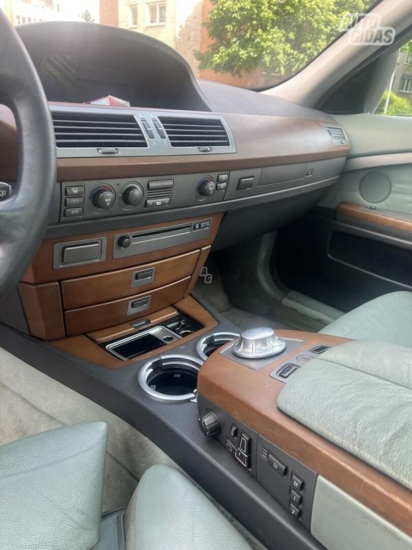 BMW 735 2001 in Klaipeda, with an engine capacity of 3.50 L and mileage of 270 thousand km for 1900 €, photo 8 on AUTOMOTO.COM.LV
