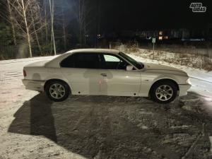 Balts BMW 735 1997 Viļņa, ar dzinēja tilpumu 3.50 L un nobraukumu 295 tūkst. km par 2800 €, foto 2 vietnē AUTOMOTO.COM.LV
