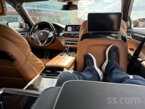 Черный БМВ 740 2019 в Рига, объемом двигателя 3.00 л и пробегом 142 тыс. км за 31500 €, фото 16 на AUTOMOTO.COM.LV