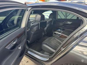 Melns BMW 740 2016 Viļņa, ar dzinēja tilpumu 3.00 L un nobraukumu 380 tūkst. km par 18000 €, foto 13 vietnē AUTOMOTO.COM.LV
