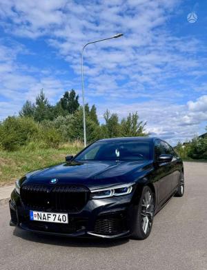 Черный БМВ 740 2016 в Вильнюс, объемом двигателя 3.00 л и пробегом 117 тыс. км за 28000 €, фото 7 на AUTOMOTO.COM.LV