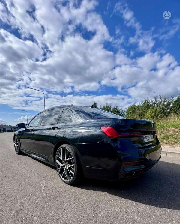 BMW 740 2016 Viļņa vietnē Melns BMW 740 2016 Viļņa, ar dzinēja tilpumu 3.00 L un nobraukumu 117 tūkst. km par 28000 €, foto 10 vietnē AUTOMOTO.COM.LV