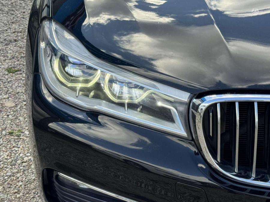 Черный БМВ 740 2017 в Вильнюс, объемом двигателя 3.00 л и пробегом 188 тыс. км за 20350 €, фото 8 на AUTOMOTO.COM.LV