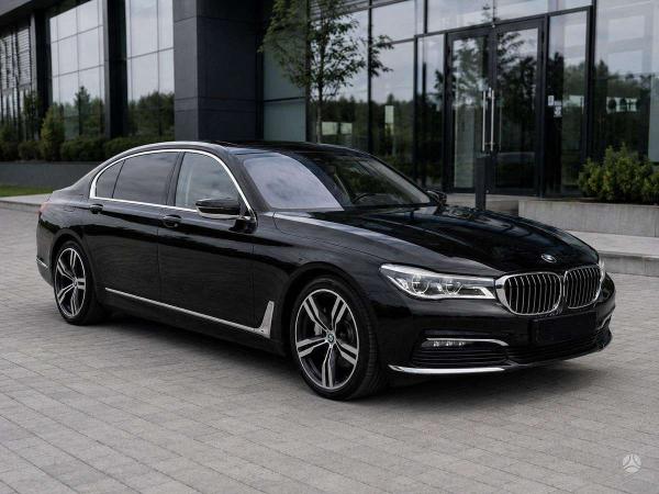 Melns BMW 740 2017 Viļņa, ar dzinēja tilpumu 3.00 L un nobraukumu 188 tūkst. km par 19350 €, foto 1 vietnē AUTOMOTO.COM.LV