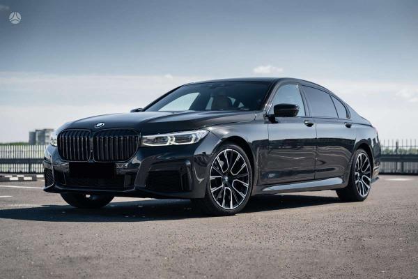 Melns BMW 740 2017 Viļņa, ar dzinēja tilpumu 3.00 L un nobraukumu 171 tūkst. km par 21900 €, foto 1 vietnē AUTOMOTO.COM.LV