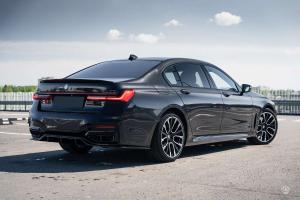 Melns BMW 740 2017 Viļņa, ar dzinēja tilpumu 3.00 L un nobraukumu 171 tūkst. km par 21900 €, foto 3 vietnē AUTOMOTO.COM.LV