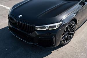 Melns BMW 740 2017 Viļņa, ar dzinēja tilpumu 3.00 L un nobraukumu 171 tūkst. km par 21900 €, foto 4 vietnē AUTOMOTO.COM.LV
