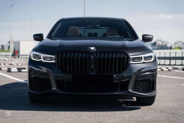 Melns BMW 740 2017 Viļņa, ar dzinēja tilpumu 3.00 L un nobraukumu 171 tūkst. km par 21900 €, foto 10 vietnē AUTOMOTO.COM.LV