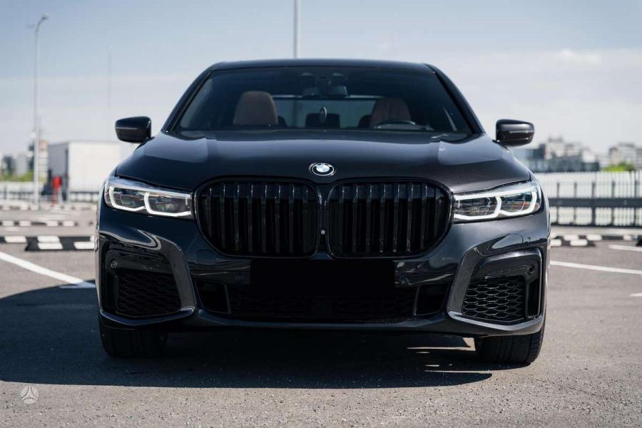 Melns BMW 740 2017 Viļņa, ar dzinēja tilpumu 3.00 L un nobraukumu 171 tūkst. km par 21900 €, foto 10 vietnē AUTOMOTO.COM.LV