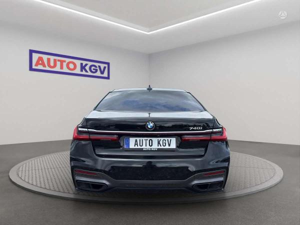Melns BMW 740 2019 Viļņa, ar dzinēja tilpumu 3.00 L un nobraukumu 330 tūkst. km par 30999 €, foto 4 vietnē AUTOMOTO.COM.LV