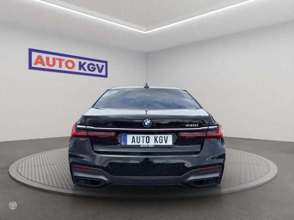 BMW 740 2019 Viļņa vietnē Melns BMW 740 2019 Viļņa, ar dzinēja tilpumu 3.00 L un nobraukumu 330 tūkst. km par 30999 €, foto 5 vietnē AUTOMOTO.COM.LV
