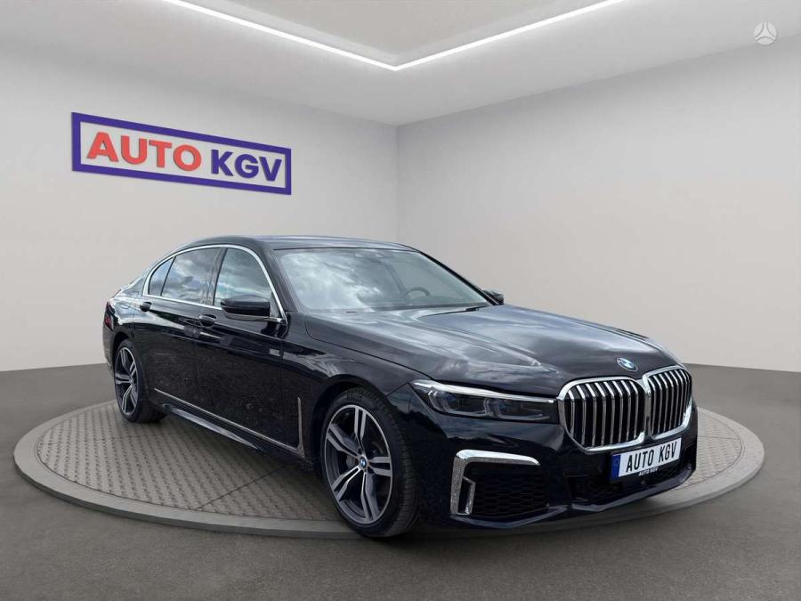 Melns BMW 740 2019 Viļņa, ar dzinēja tilpumu 3.00 L un nobraukumu 330 tūkst. km par 30999 €, foto 8 vietnē AUTOMOTO.COM.LV