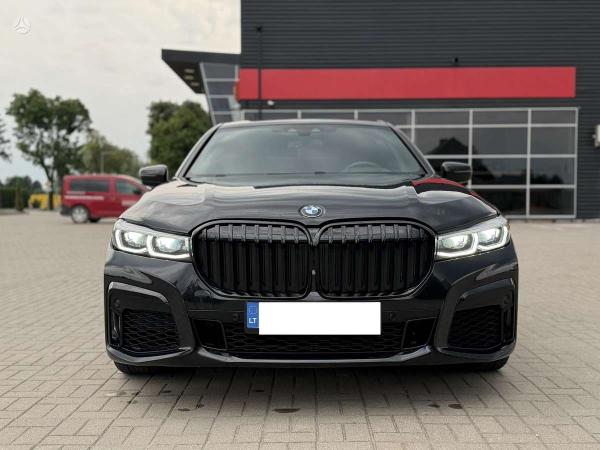 Melns BMW 740 2019 Tauragė, ar dzinēja tilpumu 0.00 L un nobraukumu 118 tūkst. km par 30999 €, foto 3 vietnē AUTOMOTO.COM.LV