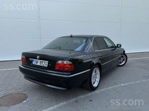 Black BMW 740 2000 in Riga, with an engine capacity of 4.00 L and mileage of 0 thousand km for 12000 €, photo 8 on AUTOMOTO.COM.LV
